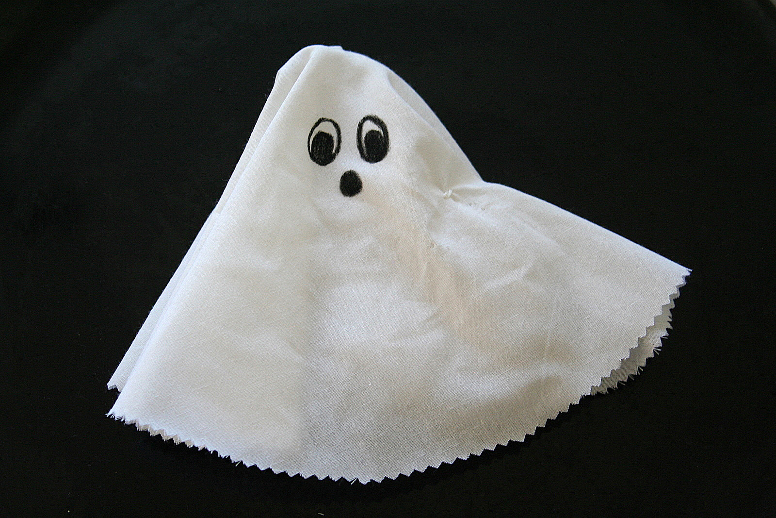 Hand Puppet Ghosts - Tonya Staab