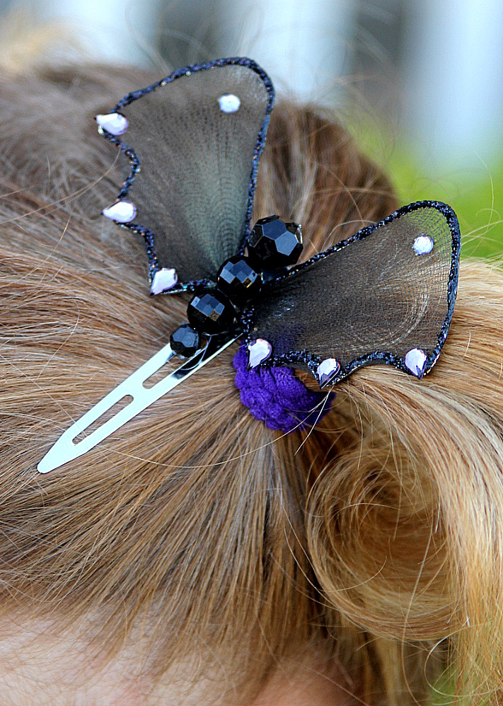5 Minute Halloween Hair Accessories | Tonya Staab