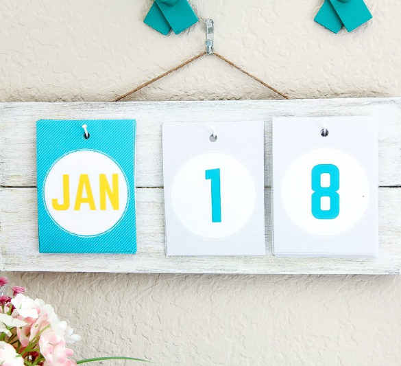 How to Make a Popsicle Stick Bird Feeder | Tonya Staab