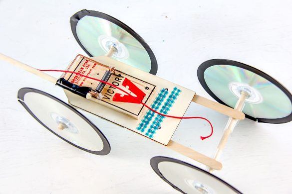 How to Build a Mousetrap Car for Distance | Tonya Staab
