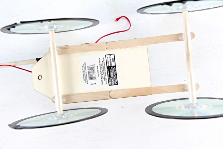 How to Build a Mousetrap Car for Distance | Tonya Staab